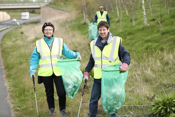 The Great British Spring Clean comes to Alderley Edge - So Counties